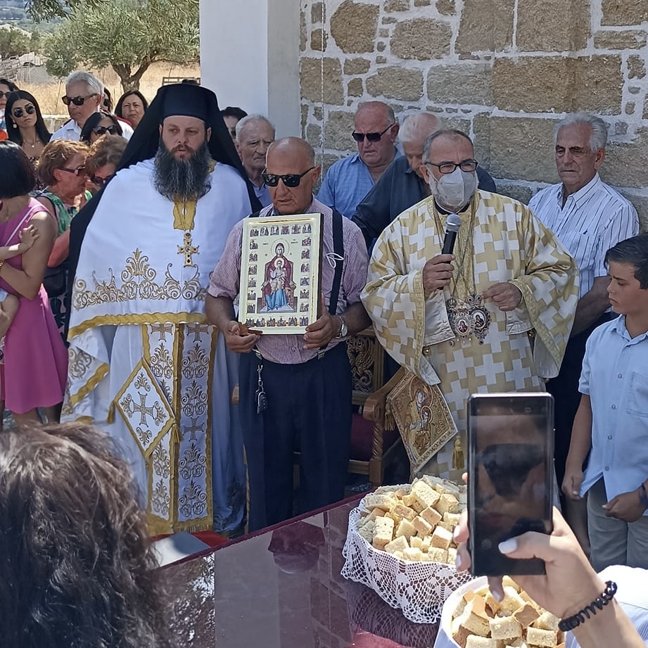 ΘΥΡΑΝΟΙΞΙΑ Εξωκλησίου (Κυρά Παναγιάς) Πηγαδίων Καρπάθου (pics ...