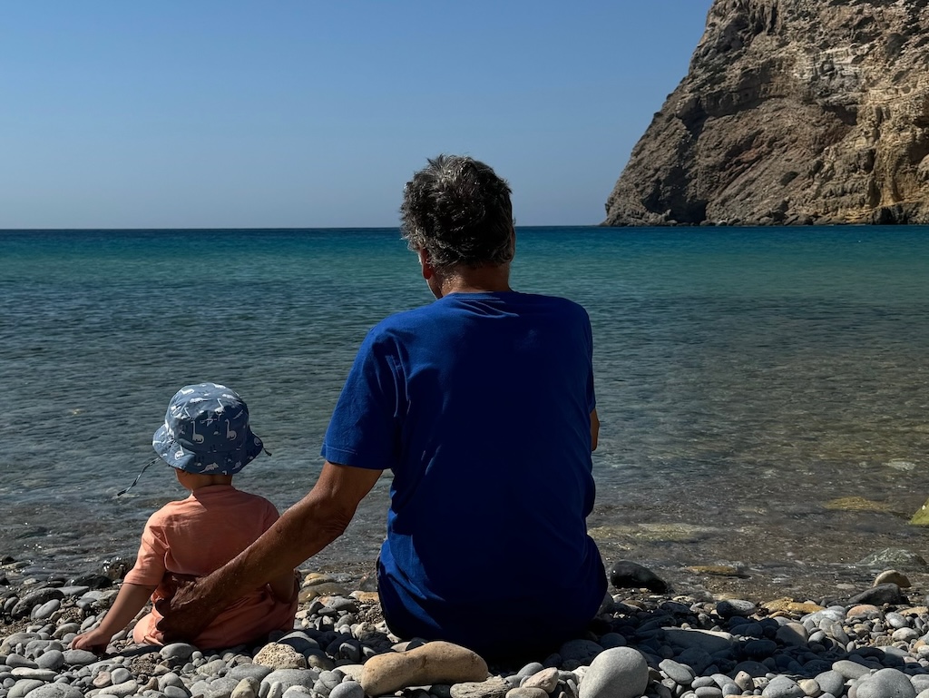 Μηνάς Βιντιάδης: Θ, ΟΠΩΣ ΘΑΛΑΣΣΑ... | karpathiakanea.gr