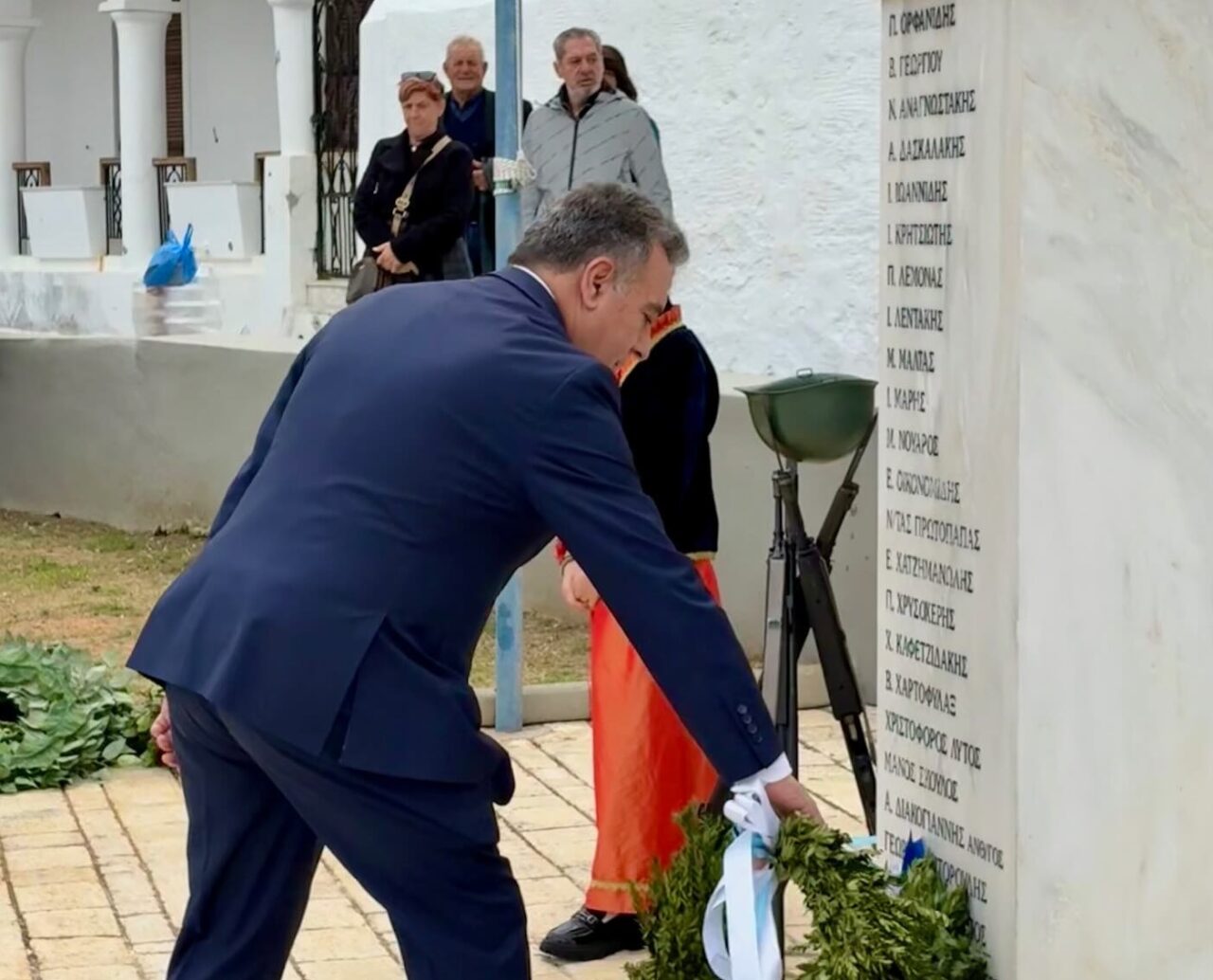 Το μήνυμα του Μάνου Κόνσολα από την Κάρπαθο για την Εθνική επέτειο 25ης ...