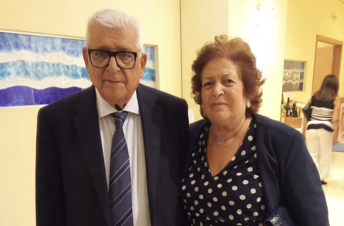 Οι μαντινάδες της Ειρήνης Γεργατσούλλη -Γιάννουστα στον Βάσο Μηναΐδη ...